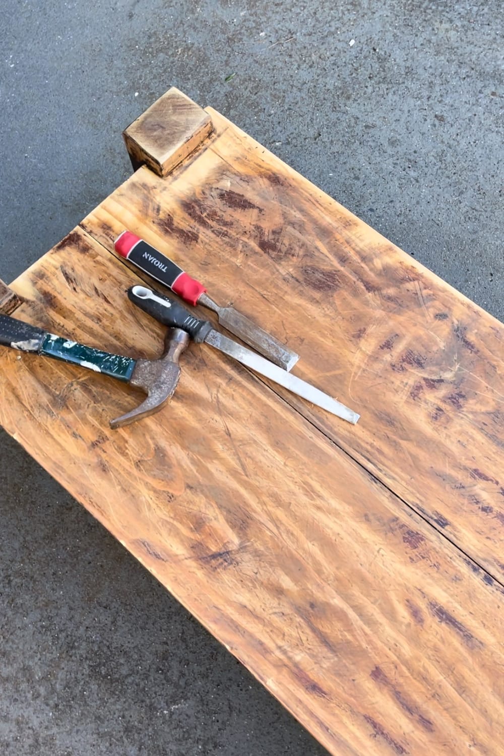 How to Distress Timber for a Rustic Farmhouse finish.