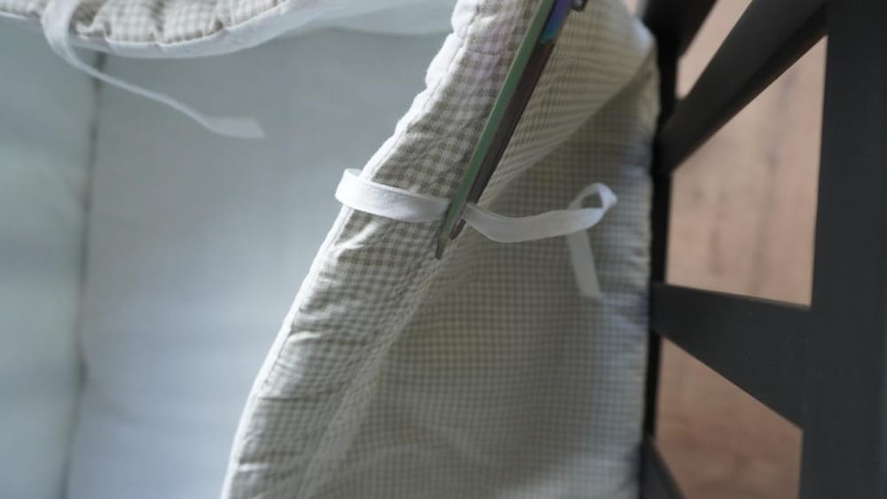 A Minimalist Transformation: How I Redesigned My Baby's Cradle